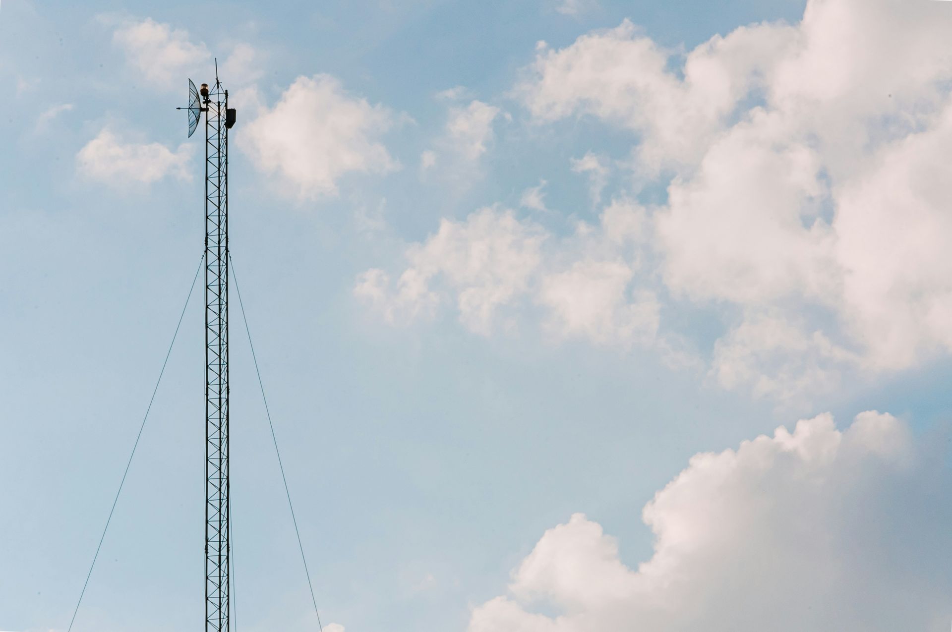 Altos costos del espectro frenarían 5G y competencia en México, alerta ...
